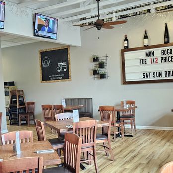 BROOKSIDE MARKET - Updated December 2025 - 81 Photos & 96 Reviews ...