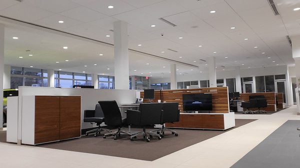 BMW OF FREEHOLD - Updated January 2026 - 40 Photos & 198 Reviews - 4225 ...