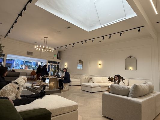 7TH AVENUE - Updated June 2026 - 555 Hayes St, San Francisco ...