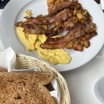 MIDNIGHT EXPRESS DINER - Updated April 2024 - 416 Photos & 518 Reviews ...