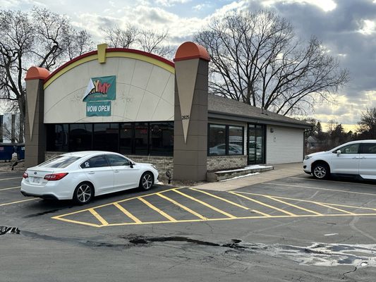 MYMY THAI STREET FOOD - Updated December 2025 - 16 Photos & 11 Reviews ...