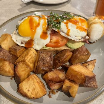 THE PARAMOUNT - Updated May 2024 - 1100 Photos & 1739 Reviews - 44 ...