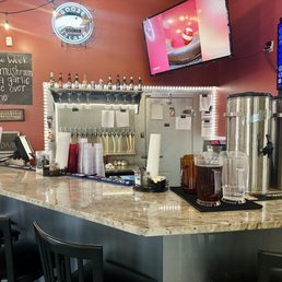 MIDTOWN PIZZA KITCHEN - Updated December 2025 - 132 Photos & 160 ...