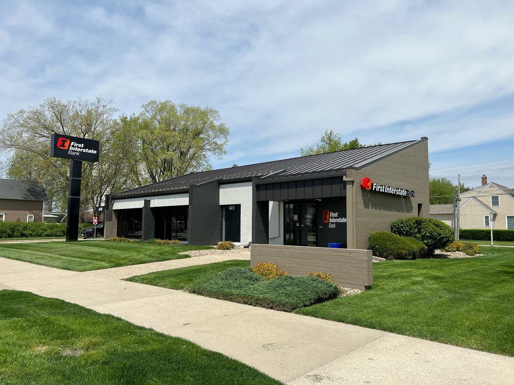 FIRST INTERSTATE BANK - Updated July 2024 - 423 Broad St, Story City ...