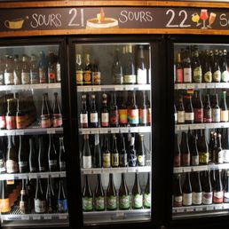 THE BEER JUNCTION - Updated December 2025 - 238 Photos & 317 Reviews ...