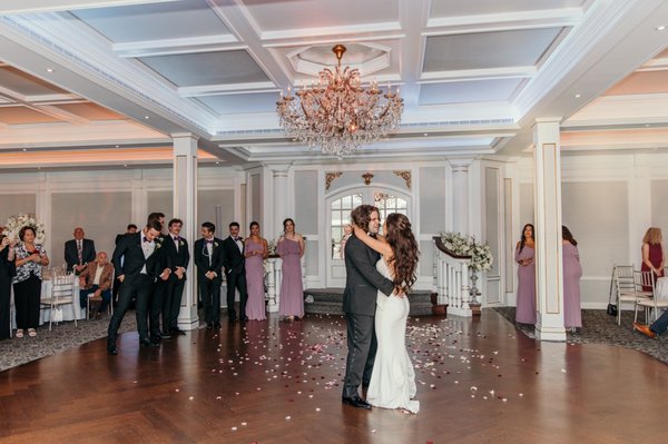 THE MILL LAKESIDE MANOR - Updated January 2026 - 81 Photos & 127 ...