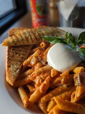 DANIELA - Updated December 2025 - 447 Photos & 216 Reviews - 387 Forest ...