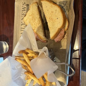 THE PAPER MILL RESTAURANT - Updated October 2024 - 75 Photos & 93 ...