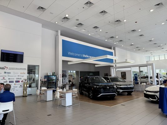 RICK CASE VOLKSWAGEN WESTON - Updated December 2025 - 67 Photos & 295 ...