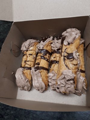 COMMISSO ITALIAN BAKERY - Updated May 2024 - 27 Photos & 18 Reviews ...