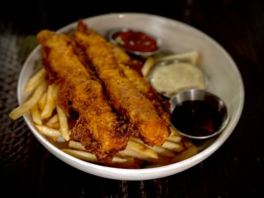 LOUIE’S WINE DIVE - Updated January 2026 - 198 Photos & 271 Reviews ...