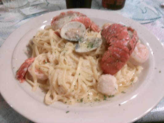 ANG-GIO’S RESTAURANT - 15 Photos & 41 Reviews - 232 S M 134, Cedarville ...