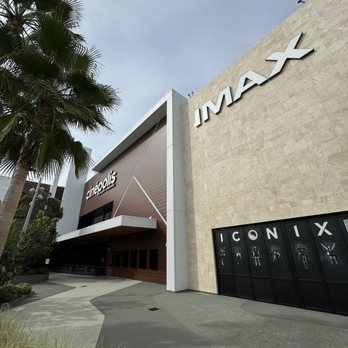 CINÉPOLIS LUXURY CINEMAS - Updated July 2024 - 224 Photos & 202 Reviews ...