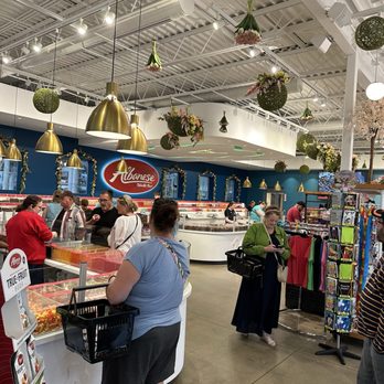 ALBANESE CONFECTIONERY - Updated August 2025 - 731 Photos & 397 Reviews ...