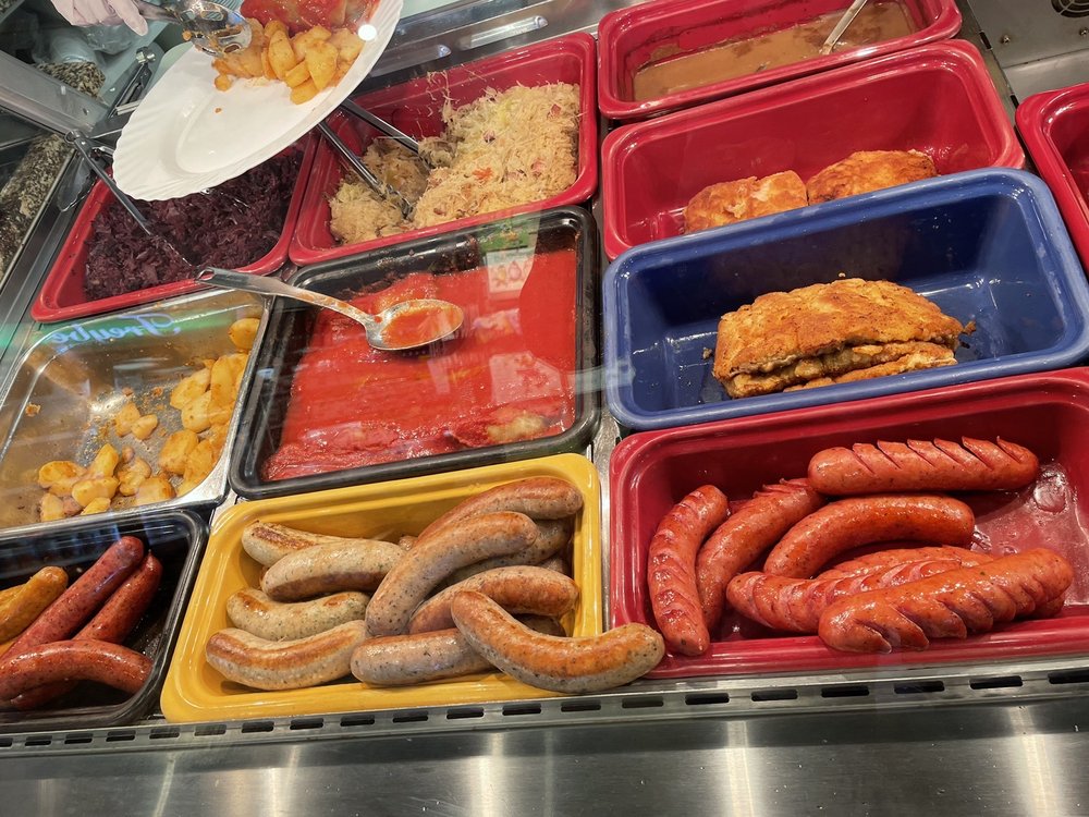 EDELWEISS VILLAGE - 118 Photos & 71 Reviews - 1921 20 Avenue NW ...