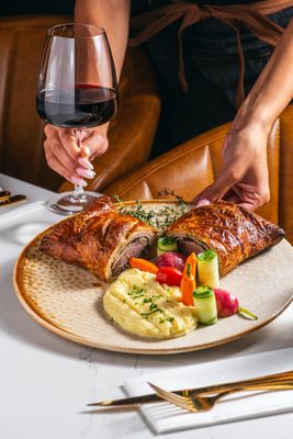 SQUIRES GASTRO PUB - Updated May 2026 - 36 Photos & 27 Reviews - 3537 ...