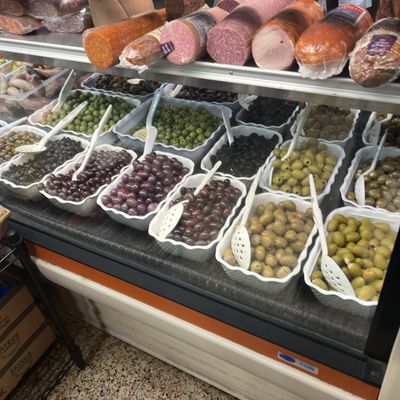 LABRIOLA’S ITALIAN MARKET - ASPINWALL - Updated January 2026 - 24 ...