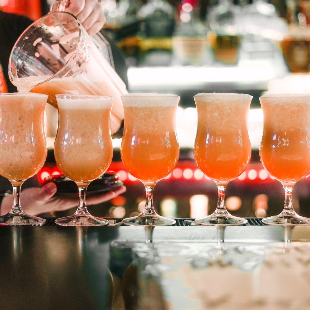 Mickey Rourke Finger Clubbing