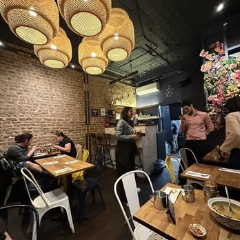 GLUR THAI - 635 Photos & 316 Reviews - 144 W 19th St, New York, New ...