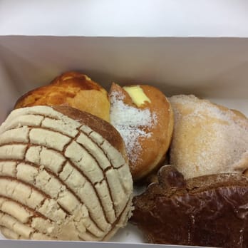 LA REYNERA BAKERY - Updated July 2025 - 18 Photos - 326 E Coma Ave ...
