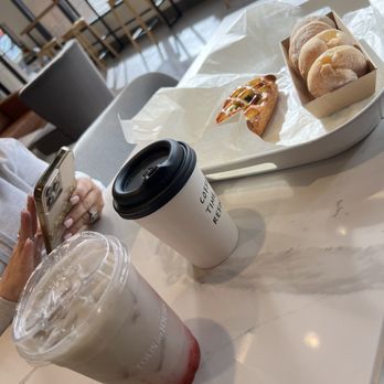 TOUS LES JOURS - Updated May 2024 - 372 Photos & 107 Reviews - 25 Fort ...