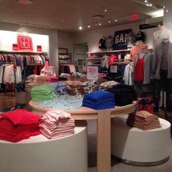 GAP CLOSED Updated February 2025 46 Photos 32 Reviews 3333 Bristol St Costa Mesa California Men s Clothing Phone Number Yelp