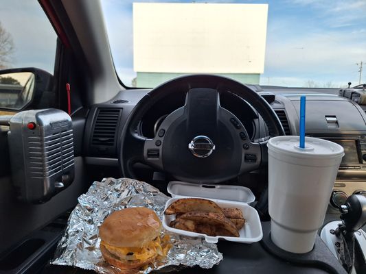 CALVERT DRIVE-IN THEATRE - Updated August 2025 - 33 Photos & 25 Reviews ...