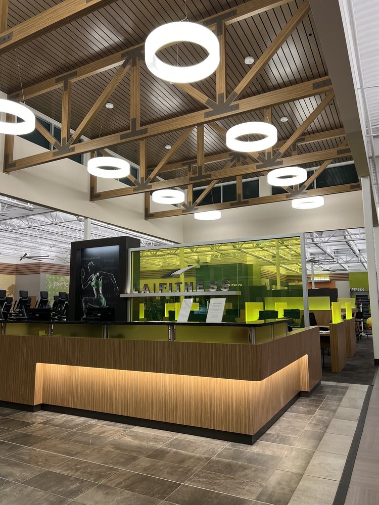 LA FITNESS - 37 Photos - 3024 Prosperity Church Rd, Charlotte, North ...