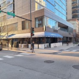 AMBAR - Updated October 2025 - 334 Photos & 70 Reviews - 700 N Clark St ...