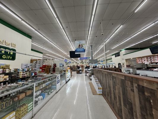 KOMART - Updated January 2026 - 224 Photos & 104 Reviews - 2240 Royal ...