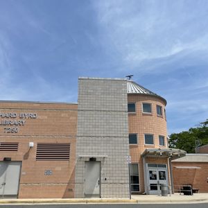 POHICK REGIONAL LIBRARY - Updated August 2025 - 14 Photos & 17 Reviews ...