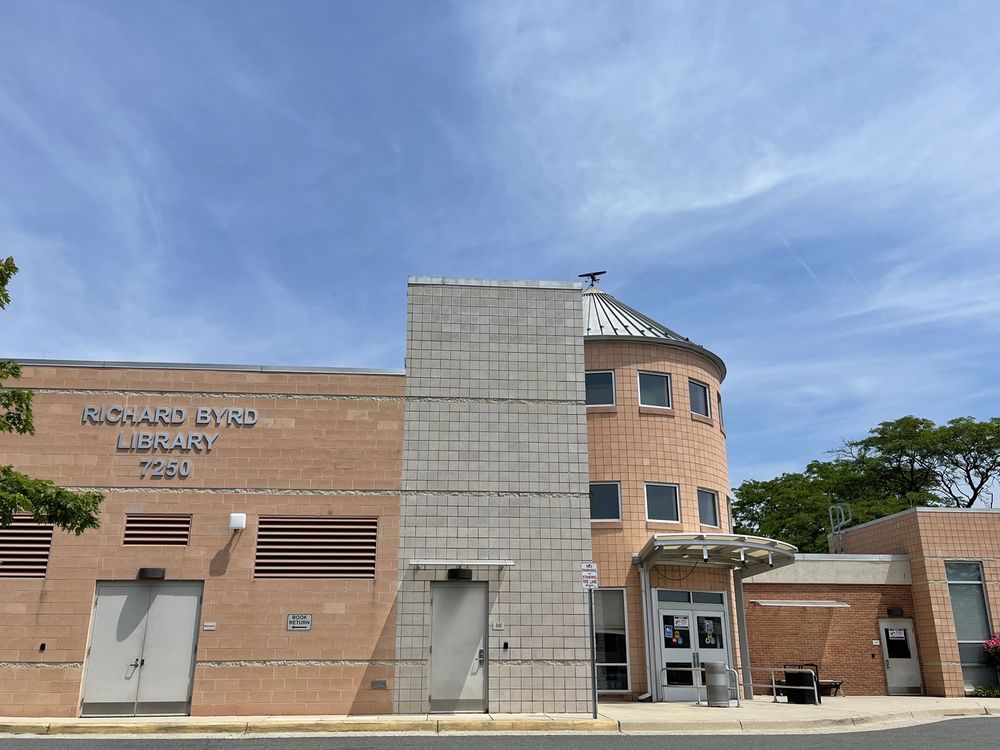 RICHARD BYRD LIBRARY - Updated December 2025 - 16 Photos & 15 Reviews ...