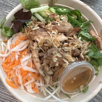 FRESHROLL VIETNAMESE ROLLS AND BOWLS - Updated February 2025 - 799 ...
