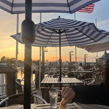 THE OAR STEAK & SEAFOOD GRILLE - Updated May 2025 - 810 Photos & 469 ...