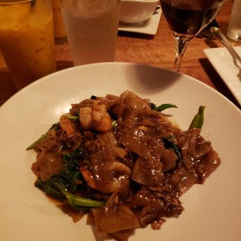 PRU THAI - Updated December 2025 - 166 Photos & 198 Reviews - 6 E Main ...
