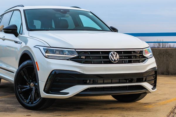 FLOW VOLKSWAGEN OF WINSTON-SALEM - Updated October 2025 - 21 Photos ...