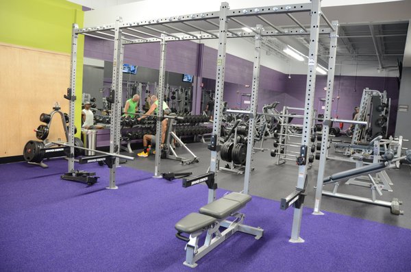 ANYTIME FITNESS - 18 Photos & 12 Reviews - 1710 Bradford Ln, Normal ...