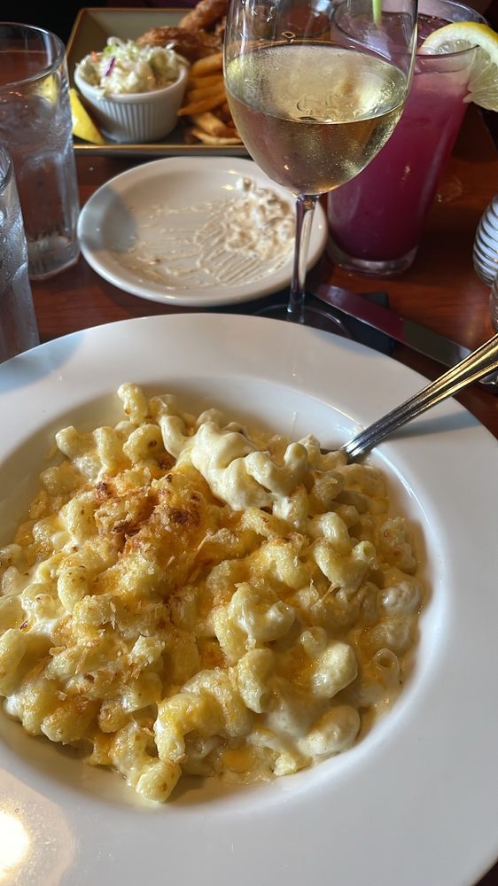 THE ROADHOUSE RESTAURANT & INN - Updated October 2024 - 154 Photos ...