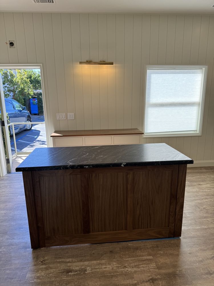 DISTINCTIVE COLORS PAINTING - Updated December 2025 - 49 Photos & 41 ...