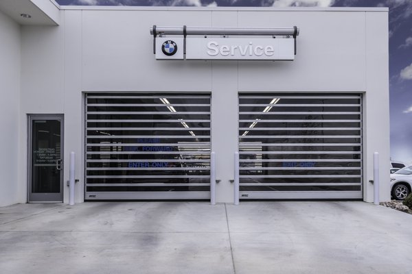 BMW OF WICHITA - Updated January 2026 - 28 Photos & 27 Reviews - 11000 ...