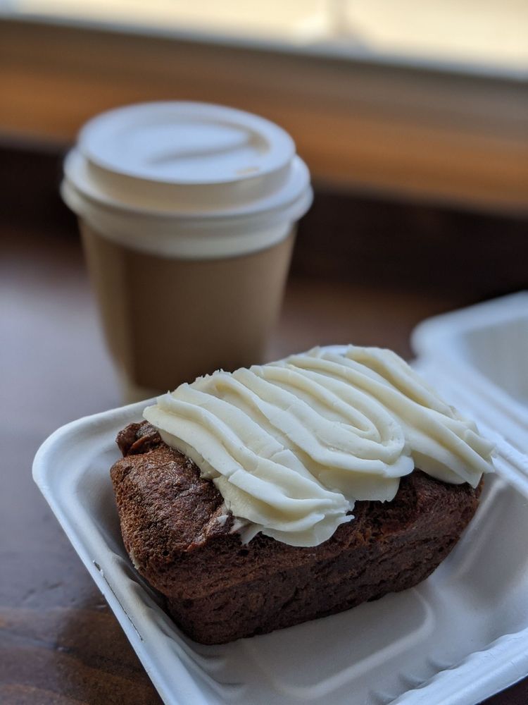 BLOOMER’S - 118 Photos & 153 Reviews - 873 Bloor Street W, Toronto ...