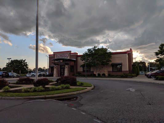 LANDSTOWN COMMONS - Updated October 2025 - 45 Photos & 38 Reviews ...