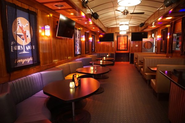 BLUE LINE LOUNGE & GRILL - Updated November 2024 - 341 Photos & 814 ...