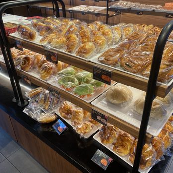 85°C BAKERY CAFE-FLUSHING - Updated October 2025 - 430 Photos & 75 ...