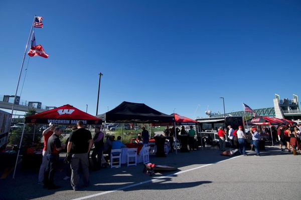 TAILGATE USA - Updated July 2025 - 16 Photos - Atlanta, Georgia - Party ...