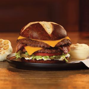 RAISING CANE’S CHICKEN FINGERS - Updated October 2025 - 60 Photos & 216 ...