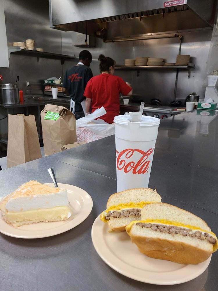 TEXAS INN CORNERSTONE - 37 Photos & 45 Reviews - 110 Cornerstone St ...