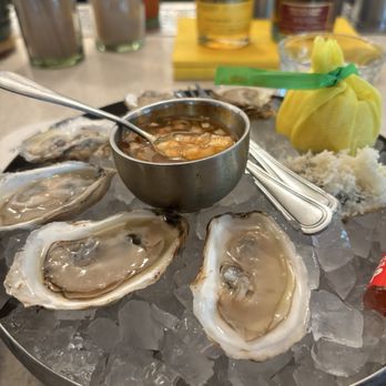 GRAFFITI RAW - Updated September 2025 - 739 Photos & 262 Reviews - 1001 ...