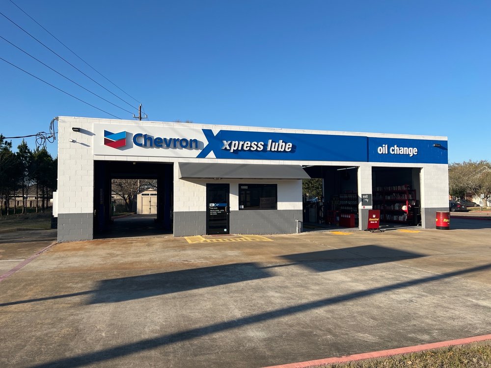CHEVRON XPRESS LUBE - 10 Photos - Oil Change Stations - 19502 Farm To ...