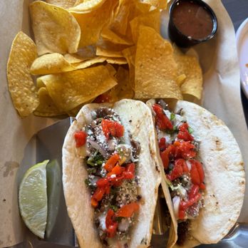 THE BRASS TAP - Updated December 2025 - 30 Photos & 17 Reviews - 16 N W ...